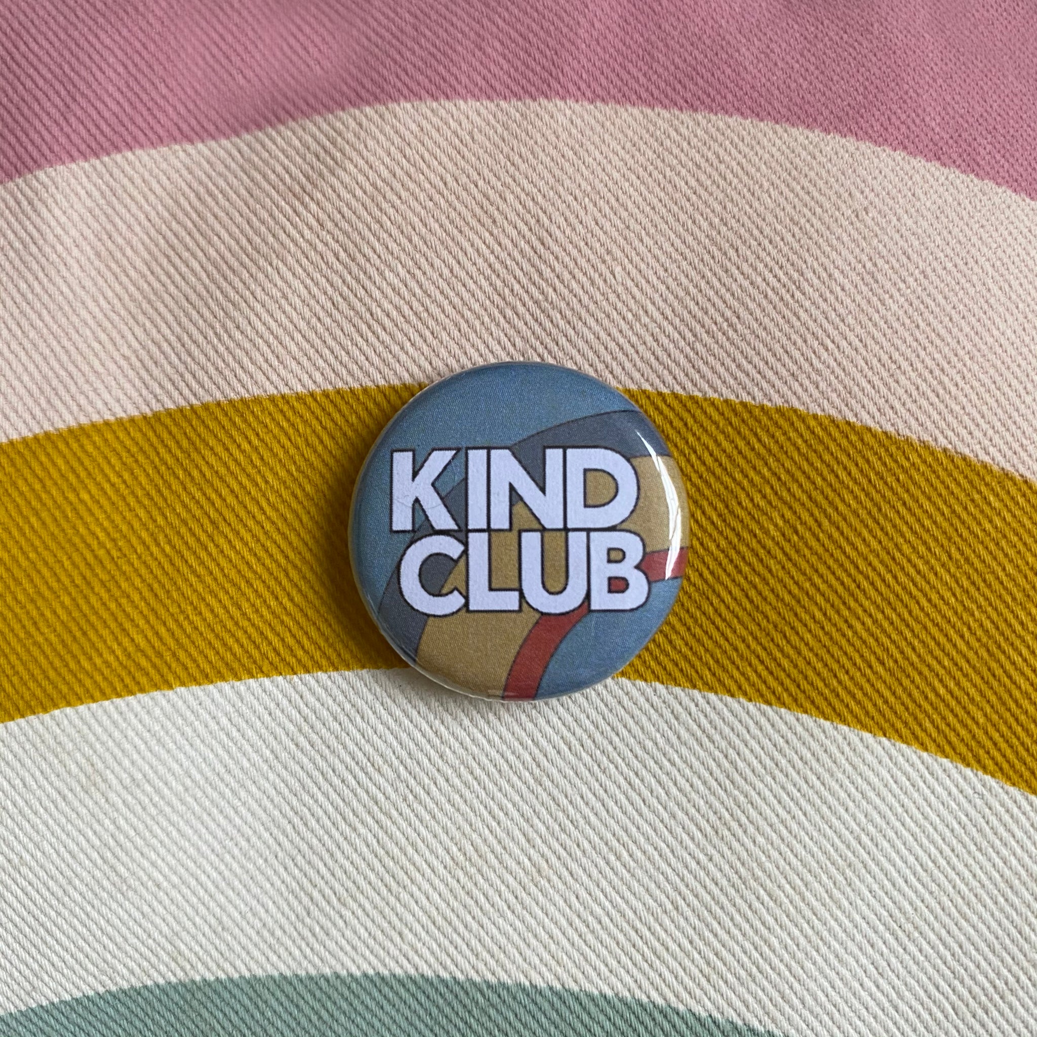 Kind Club mini badge– Fearless Flamingo